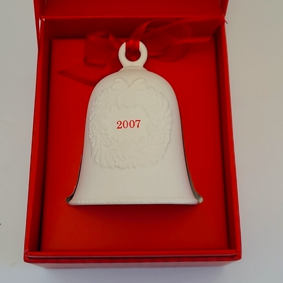Hallmark | Holiday | Hallmark Porcelain Bell 207 | Poshmark